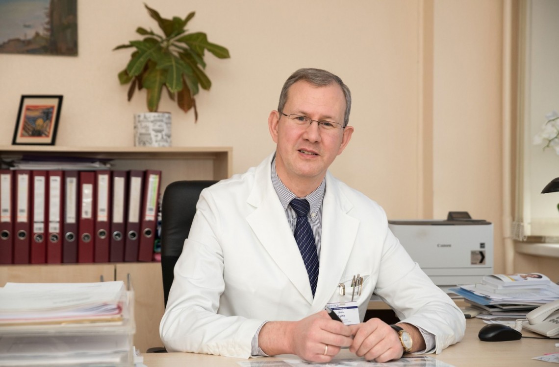 Jānis Eglītis: Universitāšu slimnīcās jābūt zinātniskām laboratorijām
